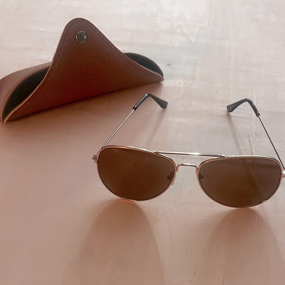 Accessories | Classic Aviator Gold Brown Tint Sunglasses W Case | Poshmark